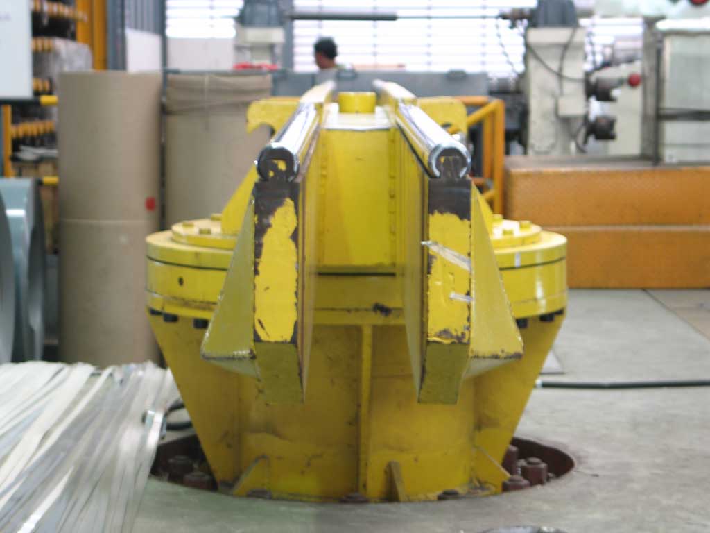 Coil Holder & Coil Turn Over Machine :: Siam General Engineering